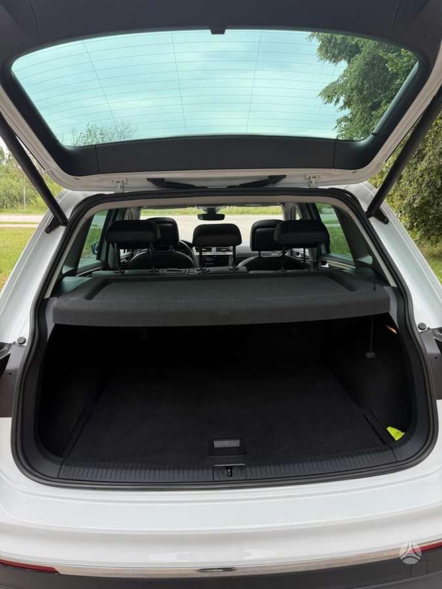 White Volkswagen Tiguan 2019 in Taurage, with an engine capacity of 2.00 L and mileage of 278 thousand km for 15500 €, photo 10 on AUTOMOTO.COM.LV