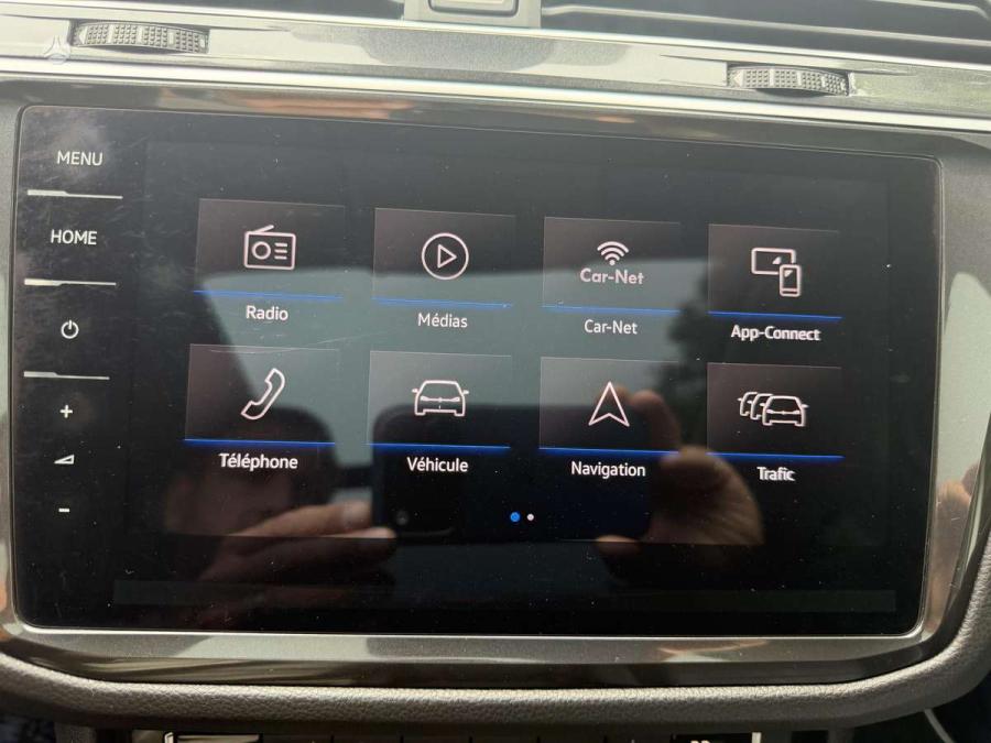 White Volkswagen Tiguan 2019 in Taurage, with an engine capacity of 2.00 L and mileage of 278 thousand km for 15500 €, photo 39 on AUTOMOTO.COM.LV