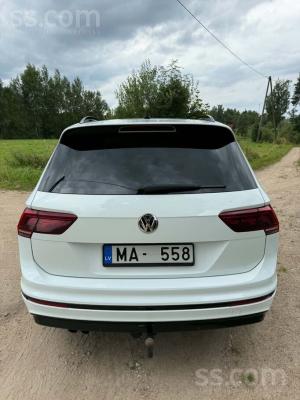 Balts Volkswagen Tiguan 2019 Cēsis, ar dzinēja tilpumu 2.00 L un nobraukumu 155 tūkst. km par 21850 €, foto 7 vietnē AUTOMOTO.COM.LV