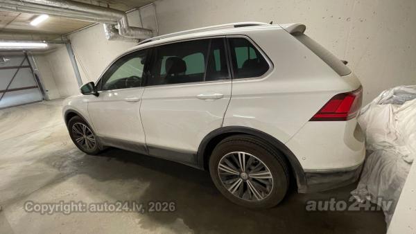 Balts Volkswagen Tiguan 2019 Tallina, ar dzinēja tilpumu 2.00 L un nobraukumu 172 tūkst. km par 23000 €, foto 4 vietnē AUTOMOTO.COM.LV