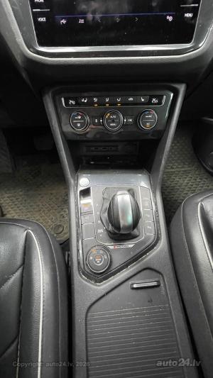 Balts Volkswagen Tiguan 2019 Tallina, ar dzinēja tilpumu 2.00 L un nobraukumu 172 tūkst. km par 23000 €, foto 10 vietnē AUTOMOTO.COM.LV