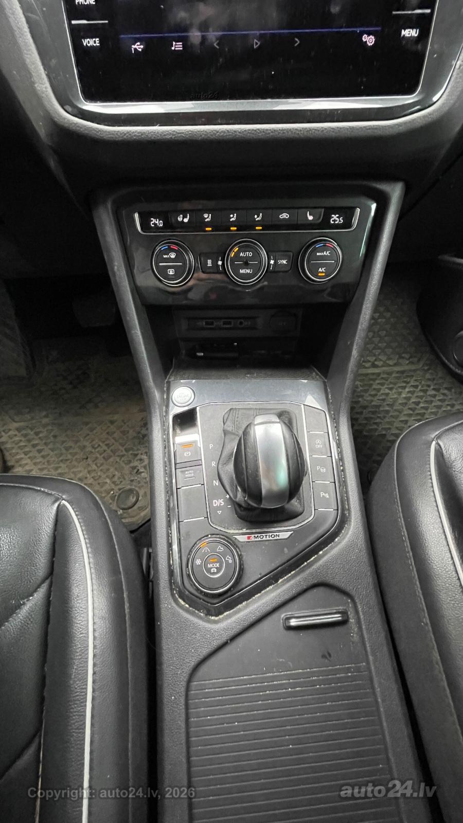 Balts Volkswagen Tiguan 2019 Tallina, ar dzinēja tilpumu 2.00 L un nobraukumu 172 tūkst. km par 23000 €, foto 10 vietnē AUTOMOTO.COM.LV