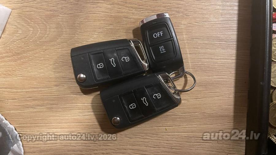 Balts Volkswagen Tiguan 2019 Tallina, ar dzinēja tilpumu 2.00 L un nobraukumu 172 tūkst. km par 23000 €, foto 19 vietnē AUTOMOTO.COM.LV