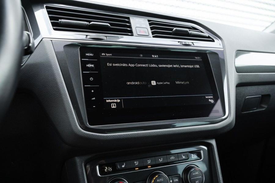 White Volkswagen Tiguan 2019 in Marupe, with an engine capacity of 2.00 L and mileage of 164 thousand km for 22150 €, photo 25 on AUTOMOTO.COM.LV