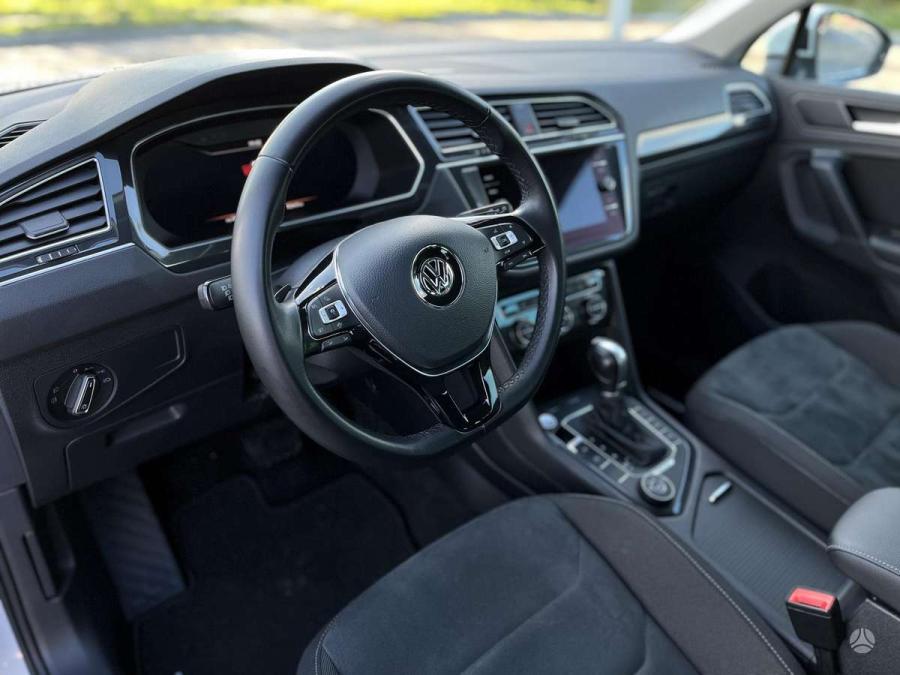 Balts Volkswagen Tiguan 2019 Viļņa, ar dzinēja tilpumu 1.98 L un nobraukumu 92 tūkst. km par 21500 €, foto 19 vietnē AUTOMOTO.COM.LV