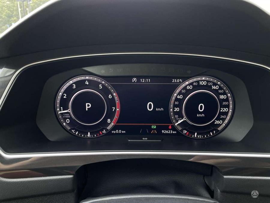Balts Volkswagen Tiguan 2019 Viļņa, ar dzinēja tilpumu 1.98 L un nobraukumu 92 tūkst. km par 21500 €, foto 27 vietnē AUTOMOTO.COM.LV
