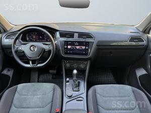 Balts Volkswagen Tiguan 2019 Rīga, ar dzinēja tilpumu 2.00 L un nobraukumu 107 tūkst. km par 22900 €, foto 10 vietnē AUTOMOTO.COM.LV