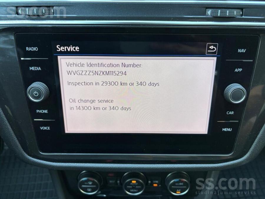 Balts Volkswagen Tiguan 2019 Rīga, ar dzinēja tilpumu 2.00 L un nobraukumu 107 tūkst. km par 21730 €, foto 17 vietnē AUTOMOTO.COM.LV