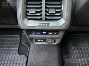 Balts Volkswagen Tiguan 2019 Rīga, ar dzinēja tilpumu 2.00 L un nobraukumu 107 tūkst. km par 21730 €, foto 24 vietnē AUTOMOTO.COM.LV