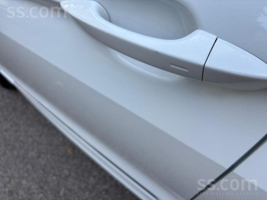 Balts Volkswagen Tiguan 2019 Rīga, ar dzinēja tilpumu 2.00 L un nobraukumu 107 tūkst. km par 21730 €, foto 27 vietnē AUTOMOTO.COM.LV
