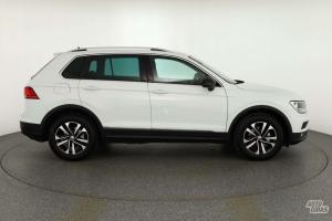 Balts Volkswagen Tiguan 2020 Kauņa, ar dzinēja tilpumu 1.50 L un nobraukumu 96 tūkst. km par 24450 €, foto 6 vietnē AUTOMOTO.COM.LV