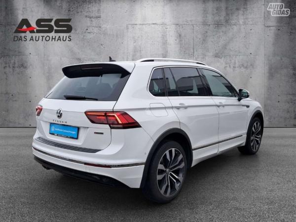 White Volkswagen Tiguan 2020 in Kaunas, with an engine capacity of 2.00 L and mileage of 93 thousand km for 30424 €, photo 5 on AUTOMOTO.COM.LV
