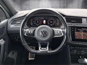 White Volkswagen Tiguan 2020 in Kaunas, with an engine capacity of 2.00 L and mileage of 93 thousand km for 30424 €, photo 11 on AUTOMOTO.COM.LV