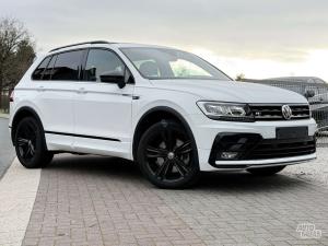 White Volkswagen Tiguan 2020 in Kaunas, with an engine capacity of 0.00 L and mileage of 92 thousand km for 29095 €, photo 3 on AUTOMOTO.COM.LV
