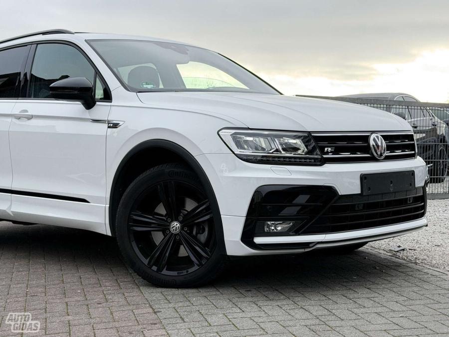 White Volkswagen Tiguan 2020 in Kaunas, with an engine capacity of 0.00 L and mileage of 92 thousand km for 29095 €, photo 7 on AUTOMOTO.COM.LV