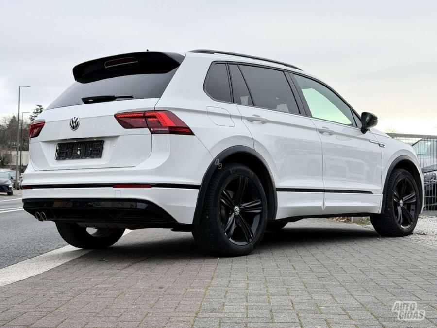 White Volkswagen Tiguan 2020 in Kaunas, with an engine capacity of 0.00 L and mileage of 92 thousand km for 29095 €, photo 12 on AUTOMOTO.COM.LV