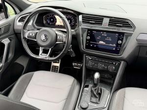 White Volkswagen Tiguan 2020 in Kaunas, with an engine capacity of 0.00 L and mileage of 92 thousand km for 29095 €, photo 14 on AUTOMOTO.COM.LV