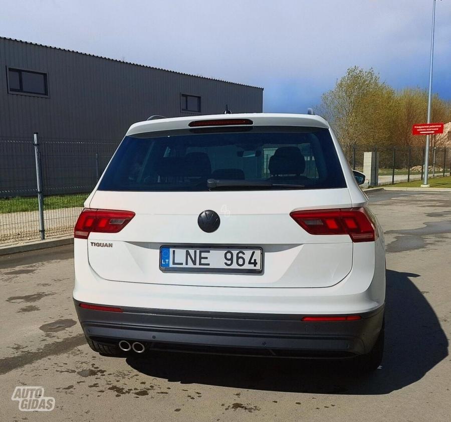 Balts Volkswagen Tiguan 2020 Šauļi, ar dzinēja tilpumu 1.50 L un nobraukumu 114 tūkst. km par 15500 €, foto 5 vietnē AUTOMOTO.COM.LV