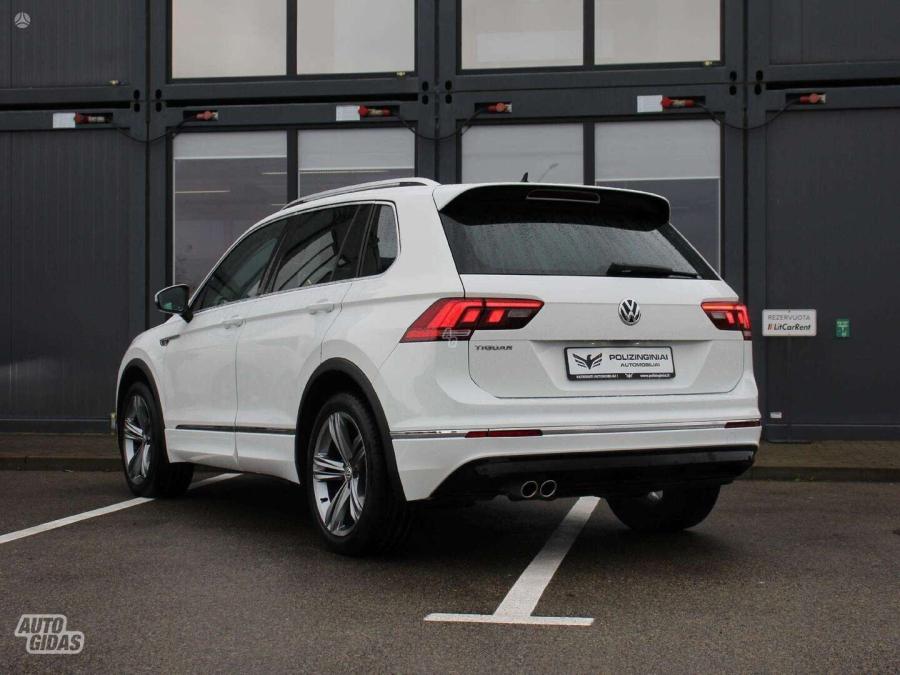 White Volkswagen Tiguan 2020 in Vilnius, with an engine capacity of 1.50 L and mileage of 130 thousand km for 21000 €, photo 5 on AUTOMOTO.COM.LV