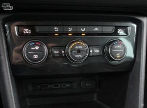 White Volkswagen Tiguan 2020 in Vilnius, with an engine capacity of 1.50 L and mileage of 130 thousand km for 21000 €, photo 15 on AUTOMOTO.COM.LV