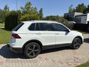 Balts Volkswagen Tiguan 2020 Tallina, ar dzinēja tilpumu 2.00 L un nobraukumu 172 tūkst. km par 23490 €, foto 5 vietnē AUTOMOTO.COM.LV