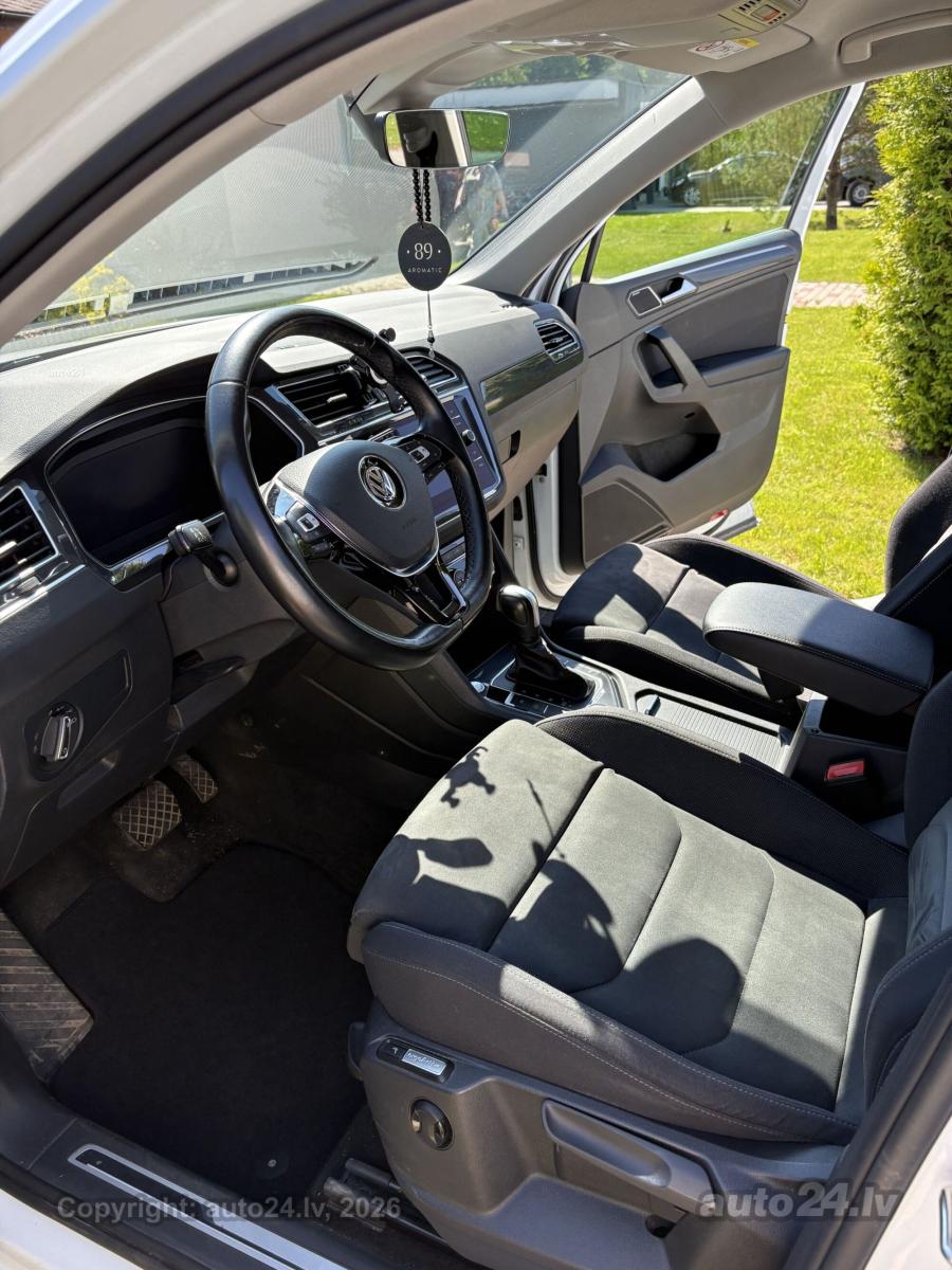 Balts Volkswagen Tiguan 2020 Tallina, ar dzinēja tilpumu 2.00 L un nobraukumu 172 tūkst. km par 23490 €, foto 11 vietnē AUTOMOTO.COM.LV
