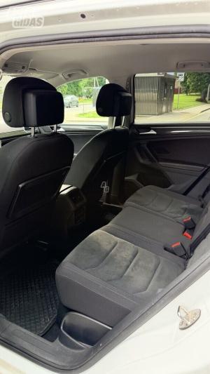 Balts Volkswagen Tiguan 2020 Viļņa, ar dzinēja tilpumu 1.50 L un nobraukumu 152 tūkst. km par 21900 €, foto 8 vietnē AUTOMOTO.COM.LV