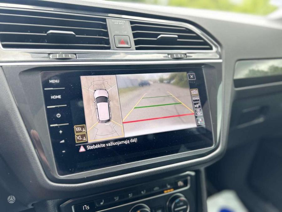 White Volkswagen Tiguan 2020 in Panevezys, with an engine capacity of 1.97 L and mileage of 208 thousand km for 16500 €, photo 25 on AUTOMOTO.COM.LV