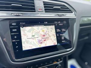 White Volkswagen Tiguan 2020 in Panevezys, with an engine capacity of 1.97 L and mileage of 208 thousand km for 16500 €, photo 30 on AUTOMOTO.COM.LV