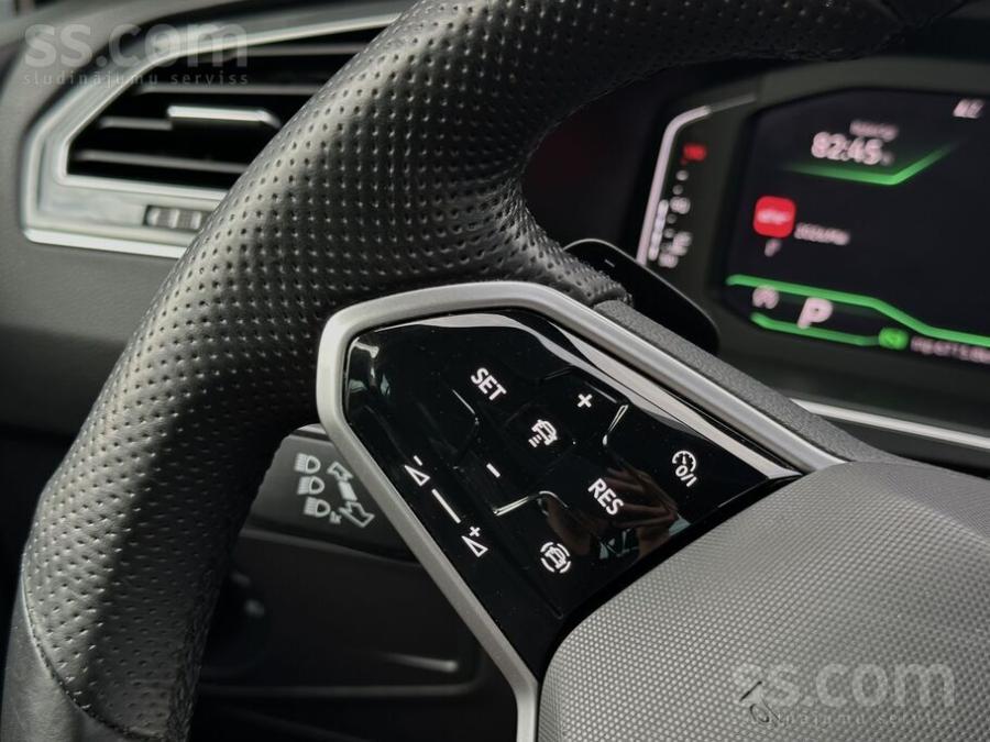 Balts Volkswagen Tiguan 2020 Jelgava, ar dzinēja tilpumu 1.50 L un nobraukumu 199 tūkst. km par 23500 €, foto 20 vietnē AUTOMOTO.COM.LV