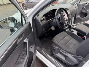Balts Volkswagen Tiguan 2020 Kauņa, ar dzinēja tilpumu 1.50 L un nobraukumu 89 tūkst. km par 18500 €, foto 18 vietnē AUTOMOTO.COM.LV