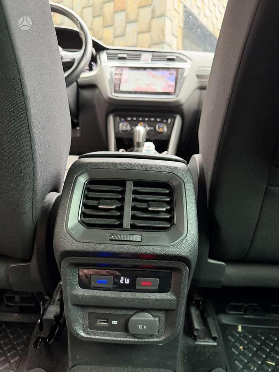 Balts Volkswagen Tiguan 2020 Kauņa, ar dzinēja tilpumu 1.50 L un nobraukumu 89 tūkst. km par 18500 €, foto 24 vietnē AUTOMOTO.COM.LV