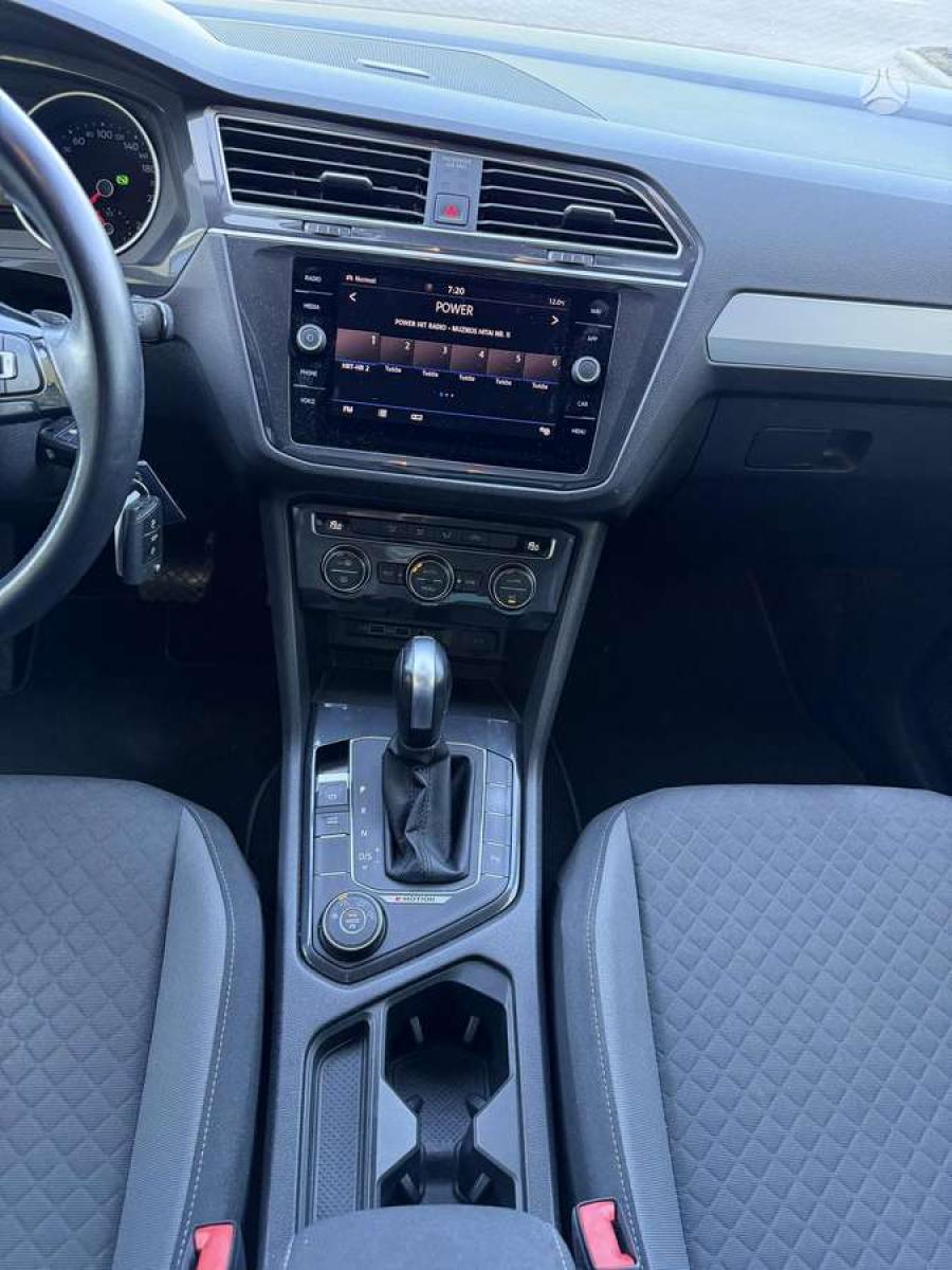 Balts Volkswagen Tiguan 2020 Viļņa, ar dzinēja tilpumu 1.97 L un nobraukumu 179 tūkst. km par 18999 €, foto 18 vietnē AUTOMOTO.COM.LV