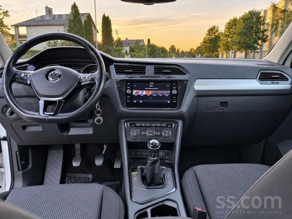 White Volkswagen Tiguan 2020 in Valmiera, with an engine capacity of 2.00 L and mileage of 173 thousand km for 14600 €, photo 9 on AUTOMOTO.COM.LV
