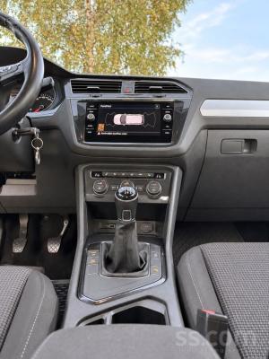 White Volkswagen Tiguan 2020 in Valmiera, with an engine capacity of 2.00 L and mileage of 173 thousand km for 14600 €, photo 11 on AUTOMOTO.COM.LV