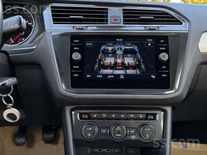 White Volkswagen Tiguan 2020 in Valmiera, with an engine capacity of 2.00 L and mileage of 173 thousand km for 14600 €, photo 13 on AUTOMOTO.COM.LV