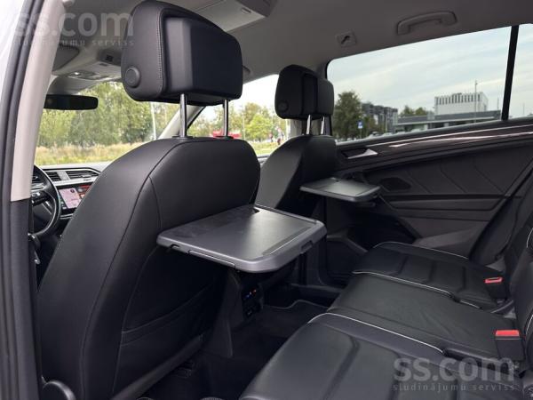 White Volkswagen Tiguan 2021 in Riga, with an engine capacity of 2.00 L and mileage of 69 thousand km for 33000 €, photo 11 on AUTOMOTO.COM.LV