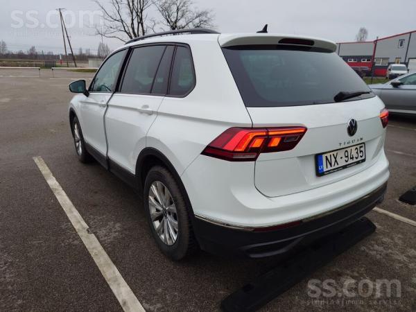 Balts Volkswagen Tiguan 2021 Jelgava, ar dzinēja tilpumu 1.50 L un nobraukumu 168 tūkst. km par 15000 €, foto 4 vietnē AUTOMOTO.COM.LV