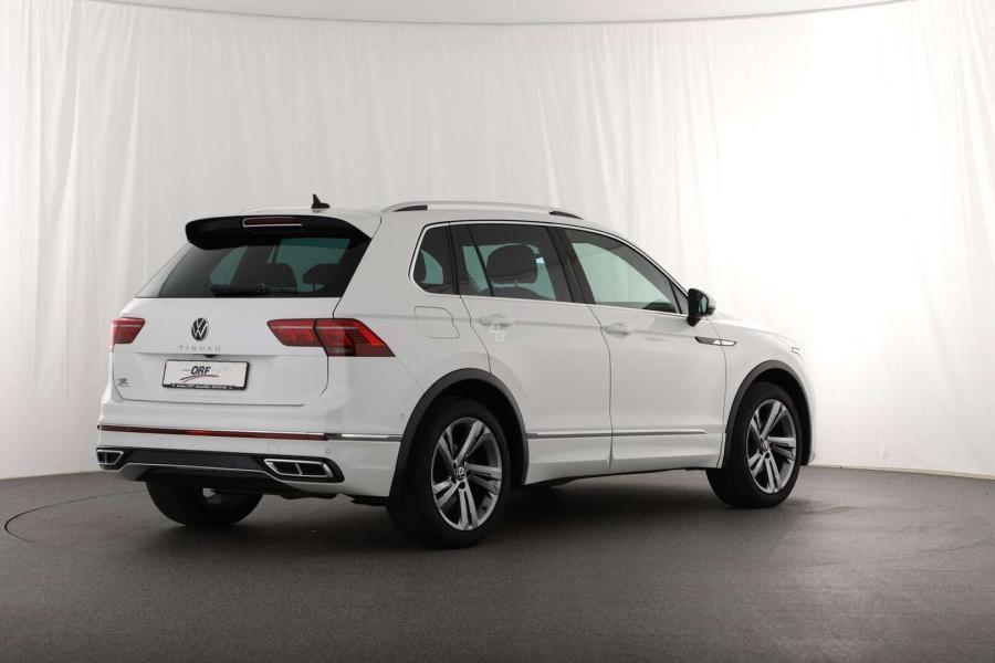 Balts Volkswagen Tiguan 2021 Kauņa, ar dzinēja tilpumu 1.50 L un nobraukumu 64 tūkst. km par 31660 €, foto 4 vietnē AUTOMOTO.COM.LV
