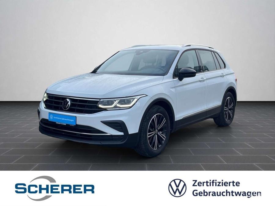 Balts Volkswagen Tiguan 2021 Kauņa, ar dzinēja tilpumu 1.50 L un nobraukumu 34 tūkst. km par 31019 €, foto 1 vietnē AUTOMOTO.COM.LV