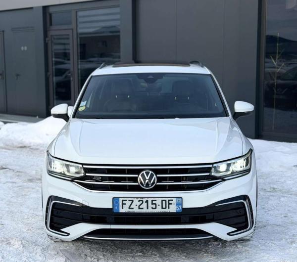 White Volkswagen Tiguan 2021 in Taurage, with an engine capacity of 1.97 L and mileage of 178 thousand km for 21500 €, photo 3 on AUTOMOTO.COM.LV