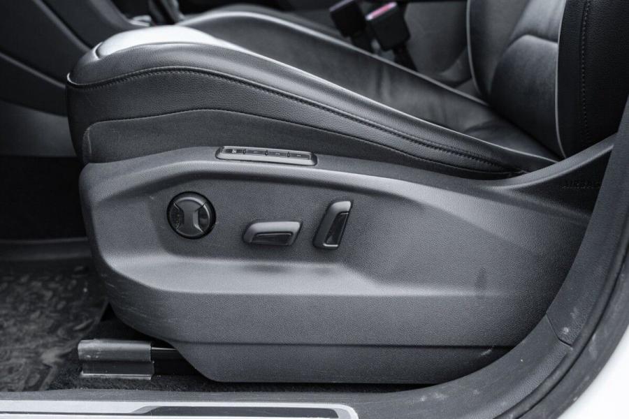 Белый Фольксваген Тигуан 2021 в Рига, объемом двигателя 2.00 л и пробегом 137 тыс. км за 24950 €, фото 15 на AUTOMOTO.COM.LV