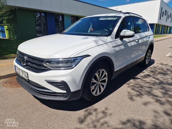 Balts Volkswagen Tiguan 2021 Viļņa, ar dzinēja tilpumu 1.50 L un nobraukumu 156 tūkst. km par 18000 €, foto 1 vietnē AUTOMOTO.COM.LV