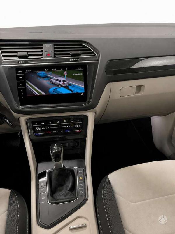 Balts Volkswagen Tiguan 2021 Kauņa, ar dzinēja tilpumu 1.40 L un nobraukumu 99 tūkst. km par 23800 €, foto 9 vietnē AUTOMOTO.COM.LV