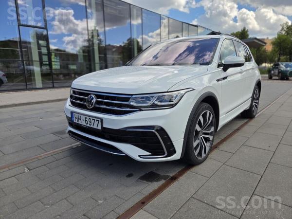 Balts Volkswagen Tiguan 2021 Rīga, ar dzinēja tilpumu 2.00 L un nobraukumu 48 tūkst. km par 30500 €, foto 1 vietnē AUTOMOTO.COM.LV