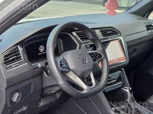 Balts Volkswagen Tiguan 2021 Rīga, ar dzinēja tilpumu 2.00 L un nobraukumu 48 tūkst. km par 30500 €, foto 7 vietnē AUTOMOTO.COM.LV