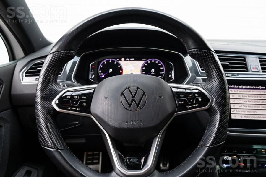 Balts Volkswagen Tiguan 2021 Rīga, ar dzinēja tilpumu 1.50 L un nobraukumu 73 tūkst. km par 24950 €, foto 24 vietnē AUTOMOTO.COM.LV