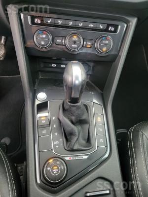 Balts Volkswagen Tiguan 2021 Rīga, ar dzinēja tilpumu 2.00 L un nobraukumu 139 tūkst. km par 23900 €, foto 11 vietnē AUTOMOTO.COM.LV