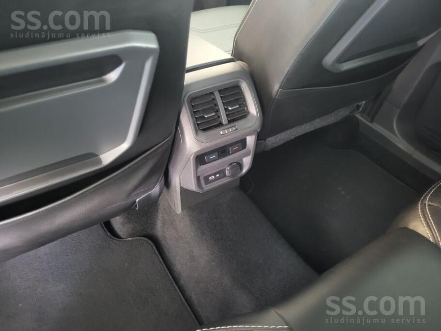 Balts Volkswagen Tiguan 2021 Rīga, ar dzinēja tilpumu 2.00 L un nobraukumu 139 tūkst. km par 23900 €, foto 15 vietnē AUTOMOTO.COM.LV
