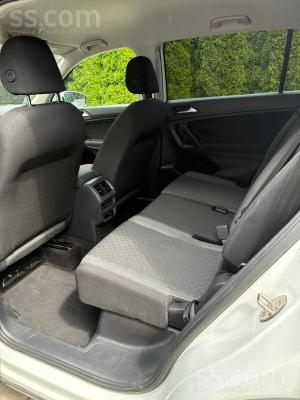 Balts Volkswagen Tiguan 2021 Rīga, ar dzinēja tilpumu 2.00 L un nobraukumu 97 tūkst. km par 18500 €, foto 13 vietnē AUTOMOTO.COM.LV